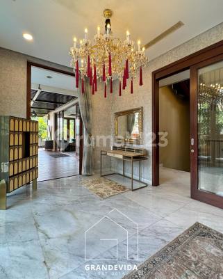 SIMPRUG GOLF TROPICAL MODERN DESIGN, LOKASI PREMIUM DEKAT KE SENAYAN ...