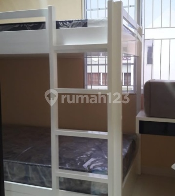 Rumah 2 Lantai Bagus, Ada AC, Kitchen set dll di Cluster Amarillo ...