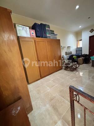 Comfortable and Sturdy House in Gandul Cinere Complex, Close to ...