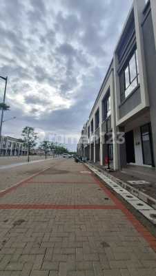 Disewakan Rukan milenial 4,5 x 12m PIK 2 | Rumah123