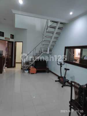 2-Story House in the Elite Area of Gema Pesona Estate, Depok | Rumah123