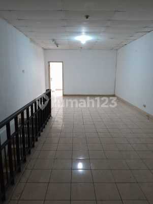 Disewakan Ruko Perkantoran 2,5 Lantai di Ruko Madrid Seberang Pasar ...