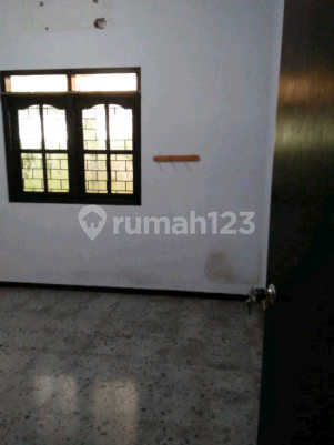 Dijual Rumah Usaha Jalan Penataran 26 A Banyuwangi Kota Ron.z001 | Rumah123