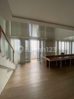 Sewa Kantor Semi Furnish 202 m2 di SOHO Pancoran, Hrg Nego | Rumah123