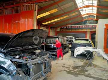 Disewakan Gudang Ex. Bengkel Mobil di Jl. Raya Pekayon Jati Asih | Rumah123