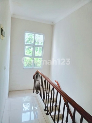 Rumah Rapih Bawa Hoky Siap Huni di Eminent Bsd Bagus di Bsd Eminent ...