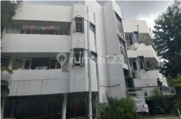 Komplek Rumah Kos 3 Lantai Ada Swimming Pool. di Jl. H. Naim Ii No. 28 ...