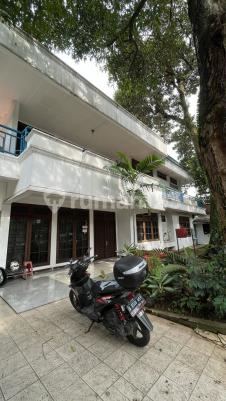 Rumah Super Luas Super Mewah Ada Kolam Renang di Lebak Bulus | Rumah123