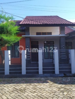 Disewakan Rumah Type 70 Area Jl Lobak Delima | Rumah123