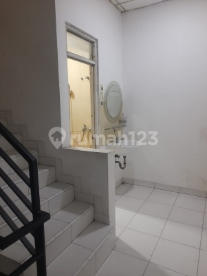 Ana Ruko Uk 4X19m di Jalan Raya Jelambar | Rumah123