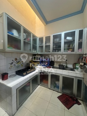 Ana Rumah Ngantong Uk 5.3X15.8m di Jelambar | Rumah123