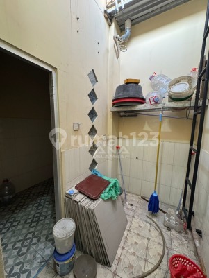 Ana Ruko Uk 4.5X20m di Jelambar | Rumah123