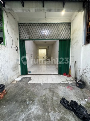 Ana Ruko Pinggir Jalan Uk 4X18m di Jelambar | Rumah123