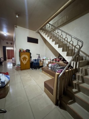 Ana Ruko Strategis Uk 5X21m di Jelambar | Rumah123