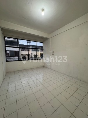 Ana Ruko Pinggir Jalan Uk 4X18m di Jelambar | Rumah123