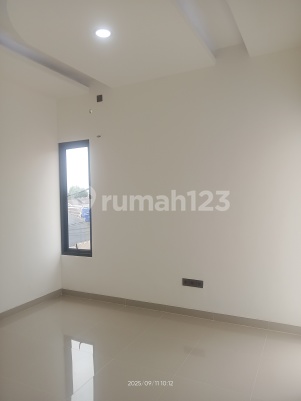 Promo Weekend Rumah 2 Lantai Super Murah | Rumah123