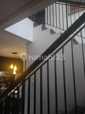 Dijual Rumah Siap Huni Raffles Hills Cibubur | Rumah123