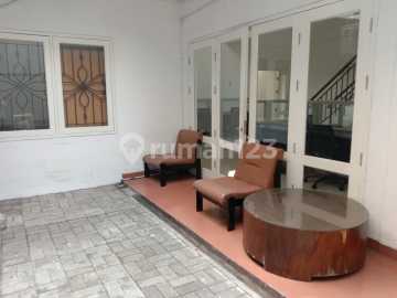 Rumah Area Senayan kan Ex Kantor Jakarta Selatan | Rumah123