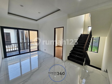 Rumah Baru Rapi The Icon Bsd Tangerang T1128 | Rumah123