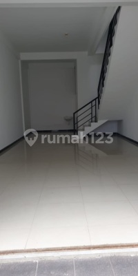 Dijual Ruko 3 Lantai di Basuki Rahmat Tuban | Rumah123