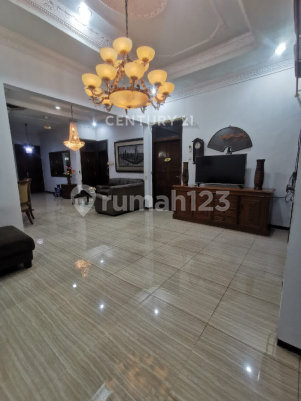 Rumah Hook 2 Lt di Area Strategis Cempaka Putih Jakarta Pusat | Rumah123