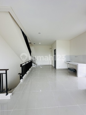 Jual Cepat Ruko Sorrento Grande East 3 Lantai Hoek Hadap Tenggara View ...