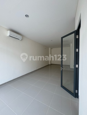Disewakan Ruko Verona Junction Paramount Gading Serpong | Rumah123