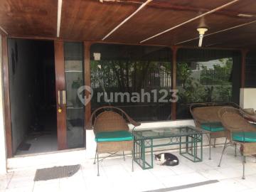 Rumah Dijual, Hitung Tanah Kebayoran Lama Utara Jakarta Selatan | Rumah123
