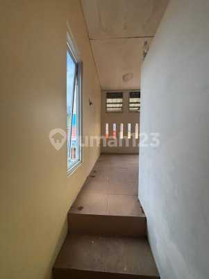 Rumah 2 Lantai di Puri Bali Dekat Tol Jorr, Tsm Cibubur | Rumah123