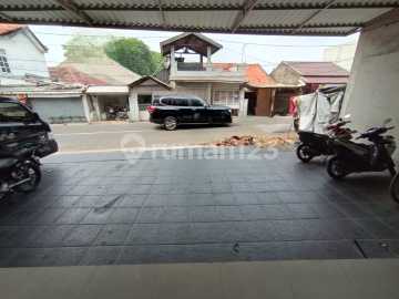 Ruko Gandeng Siap Pakai Strategis di Agus Salim Bekasi Timur | Rumah123