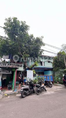 Rumah Lama Hoek di Jl Kayu Putih V Pulo Gadung Jakarta Timur | Rumah123