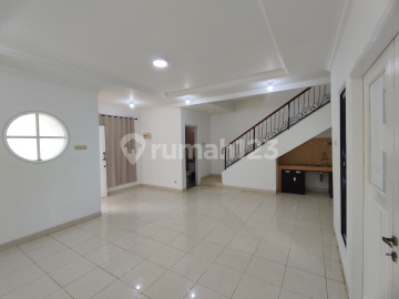 Excellent Bright, Renovated 2 Storey House In A Compund With 3 Bedrooms ...