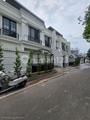 Rumah Mewah American Classic dengan Rooftop Luas di Cempaka Putih ...