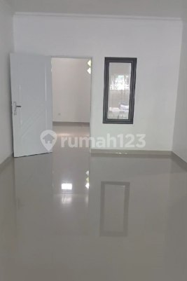 Ruko 3,5 Lt 3 Unit Cocok untuk Brand Premium di Mampang Prapatan | Rumah123