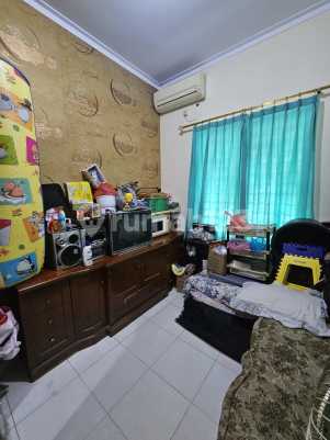 Rumah Siap Huni Satu Lantai Hoek Di Griya Sutera | Rumah123