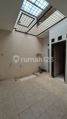 Disewakan Cepat Rumah The Address Cibubur Siap Huni | Rumah123