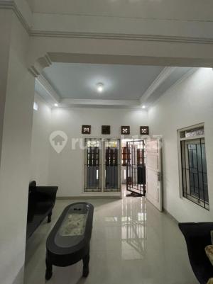 Rumah Full Furnished di Sektor 1 Solo Baru | Rumah123