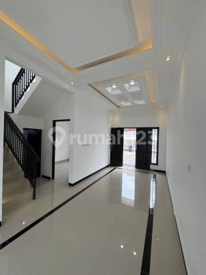 Rumah Mewah Ready Stock Dekat Stasiun Depok & Tol Margonda | Rumah123