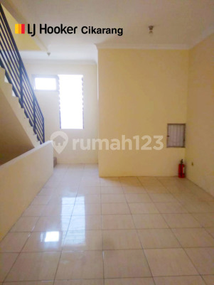 Disewakan Ruko Plaza Roxy Jababeka Cikarang Bagus Dan Strategis | Rumah123