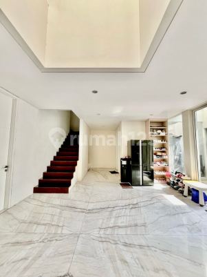 Termurah Rumah Greenlake Citraland Paling Murah Surabaya | Rumah123