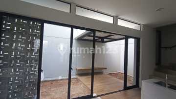 Jual Rugi Rumah Flora Summarecon Tipe Besar | Rumah123