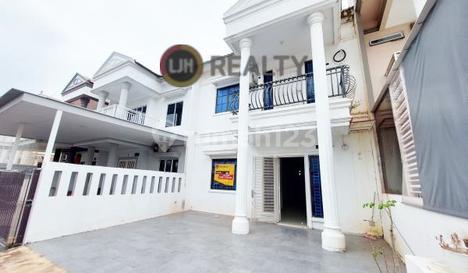 Houses for Sale in Batam | Price 2025