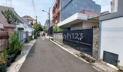 Rumah Dijual di Palmerah, Jakarta Barat | Harga 2025