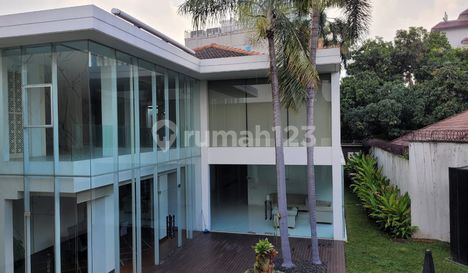 Rumah Dijual di Menteng, Jakarta Pusat | Harga Terbaru 2024