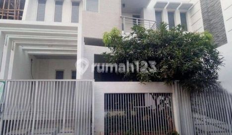 Rumah Dijual di Sunter, Jakarta Utara | Harga 2024