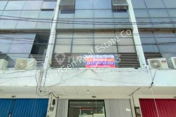 ruko 3 lantai di komplek hotel orchard Pangeran Jayakarta, Jakarta ...