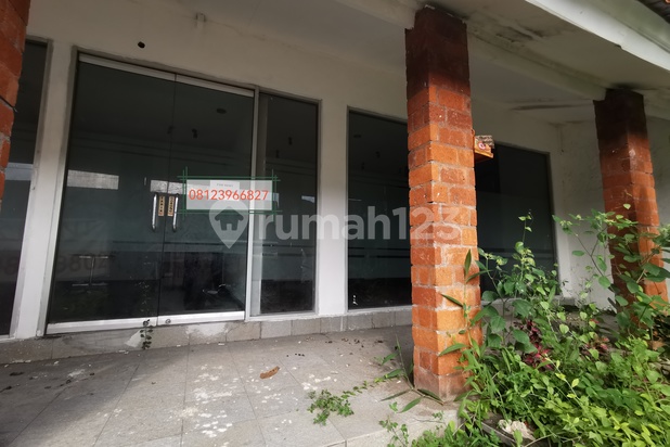 Ruko cocok untuk kantor atau cafe - oleh I Made Sinardana