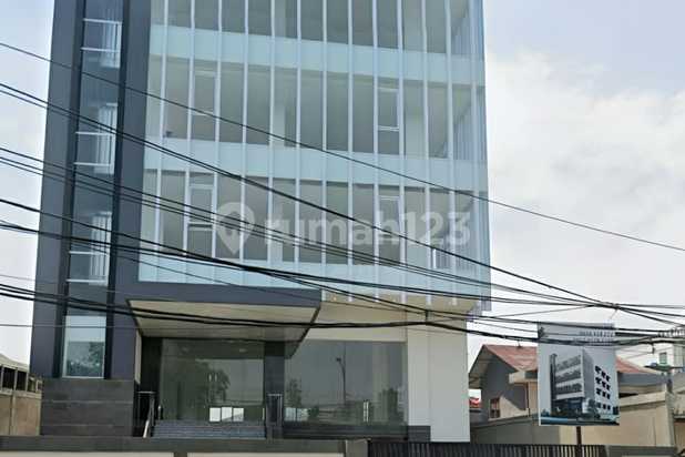 Gedung Perkantoran Baru 5,5 Lantai, Rooftop, Line Telp, Tv Cable - oleh ...