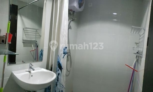 Dkt Area Kantor , The Breeze, Unilever, Traveloka, Apple, Univ Prasmul ...