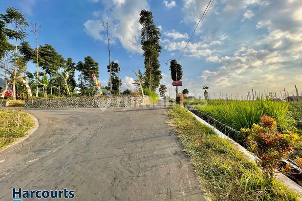 Tanah pemandangan gunung lawu di Segoro Gunung Kemuning Karanganyar ...